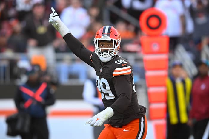 Detroit Lions trade for star pass rusher, per reports -- here’s the ...