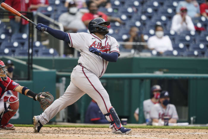 Panda! Sandoval helps Braves sweep doubleheader against Nats