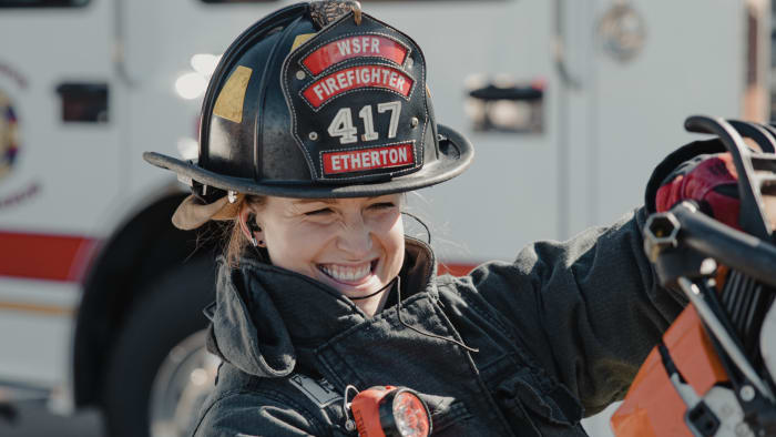 🔒 Hometown Heroes: Nominate your favorite first responder for a TV ...