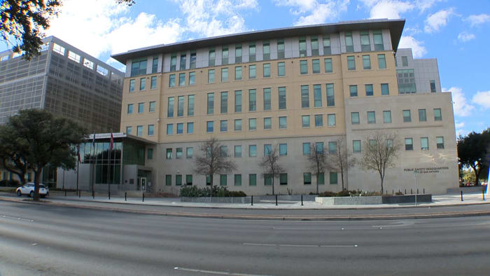 Records: SAPD lieutenant suspended 30 days after sexually graphic ...