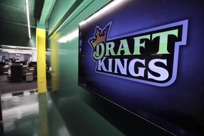 Michael Jordan gets stake in DraftKings for advisory role