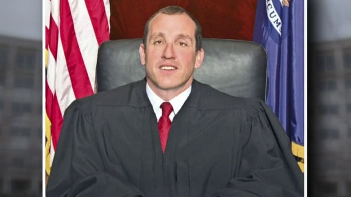 Michigan Supreme Court judge gives pep talk to jail inmates