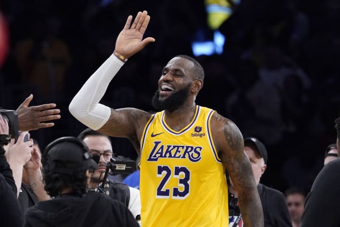 LeBron James' rise to global basketball star to be displayed in museum ...