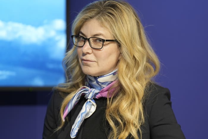 Boeing promotes insider to chief operating officer, putting her in the ...