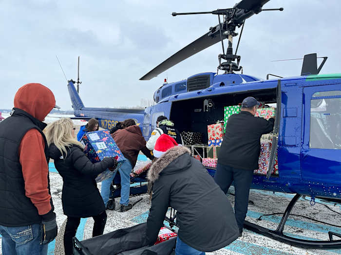 Michigan State Police help deliver holiday gifts to foster children ...