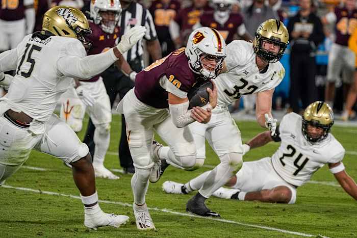 Sam Leavitt's 3 TD passes help Arizona State beat UCF 35-31