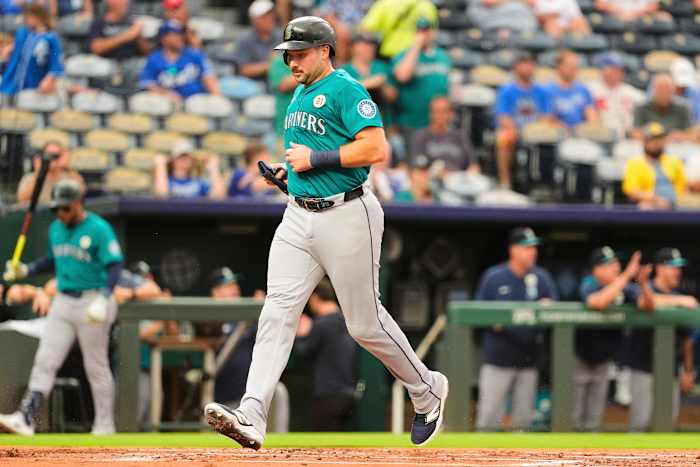 Raleigh breaks Mantle's switch-hitter record, ties Griffey's Mariners ...