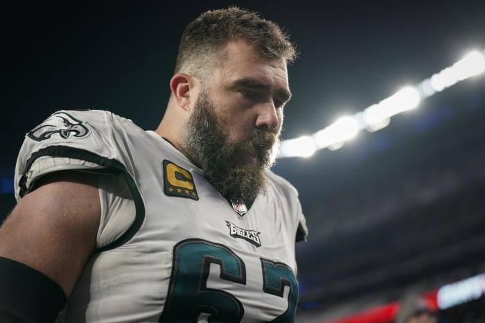 An emotional Jason Kelce announces his retirement from the NFL after 13 ...