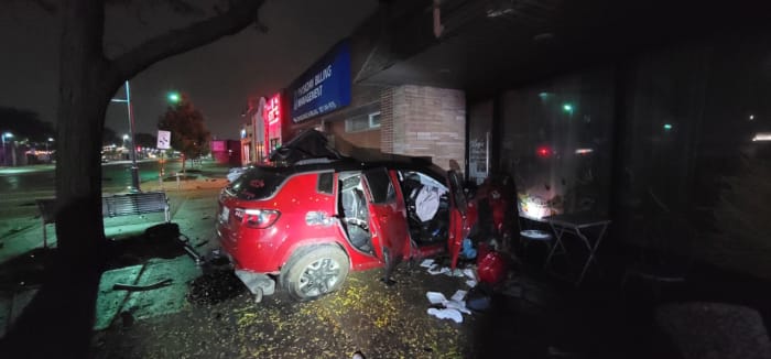 Allen Park police seek help identifying vehicle in fatal crash