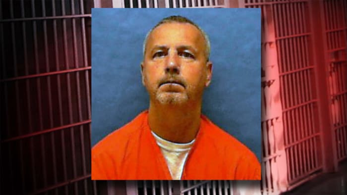 Serial killer who preyed on gay men executed at Florida State Prison