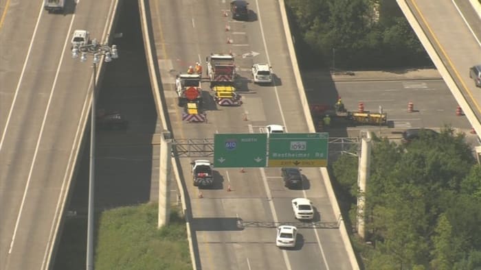 2 northbound lanes connecting SW Freeway, West Loop reopen after hole ...