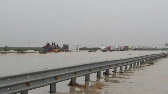 Flooding shuts down highway from Nuevo Laredo to Monterrey