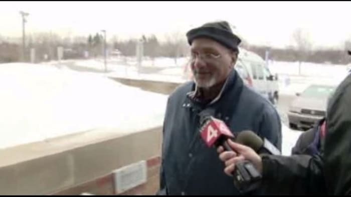'Sleepy' SMART bus driver charged with moving violation