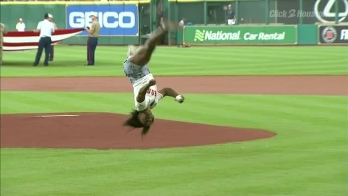 World champion gymnast Simone Biles throws out first pitch at Astros game