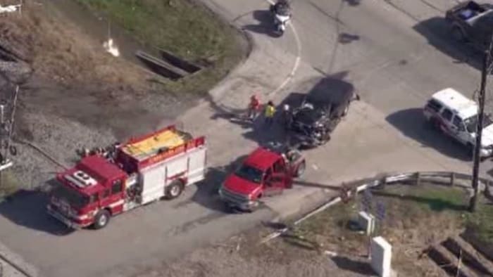 Fire truck crashes en route to mobile home fire in Crosby