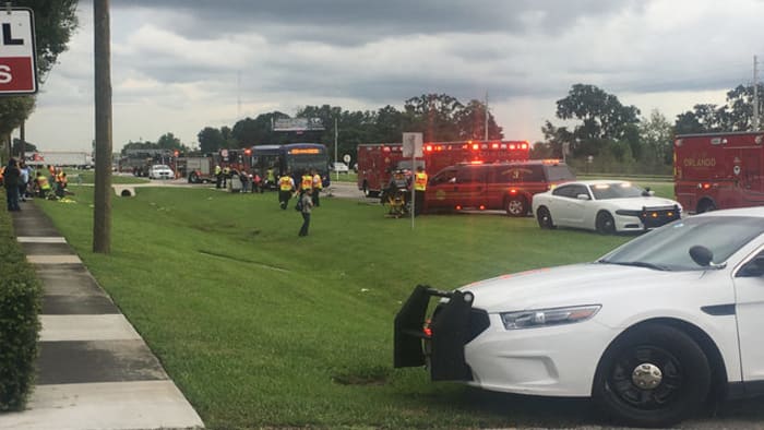 7 hurt in crash involving Lynx bus, semi on Orange Blossom Trail
