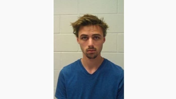 Pct. 4: Man sends boy inappropriate text messages