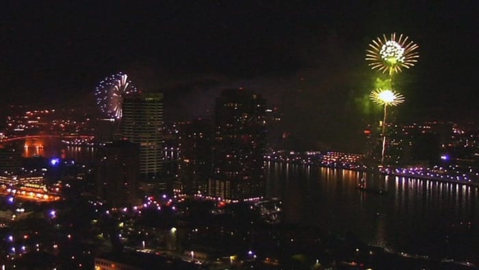 Crowds soak in fireworks across NE Florida