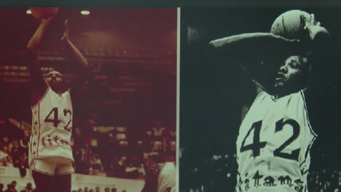 Ex-Piston retires from firefighting in Detroit