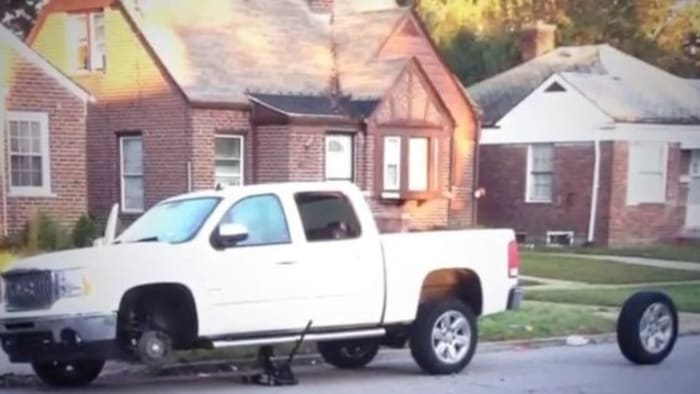 Off-duty River Rouge police officer fires shots at suspected tire thieves