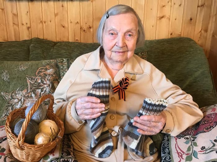 UK's 'Captain Tom' inspires campaign by 97-year-old Russian