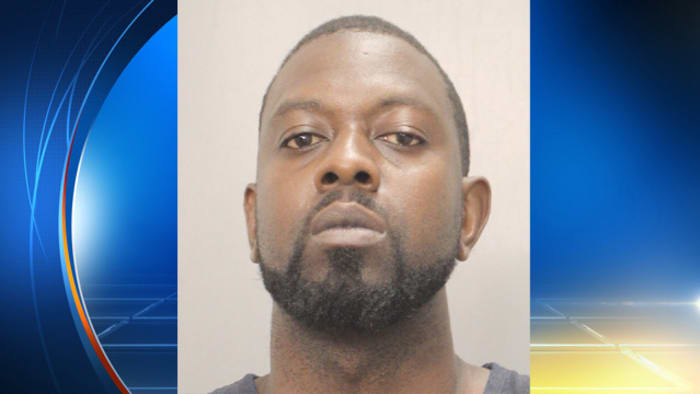 Man steals more than $700 worth of diapers at Walmart, deputies say