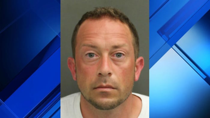 Father accused of drunken tirade, letting child get sunburned at Disney