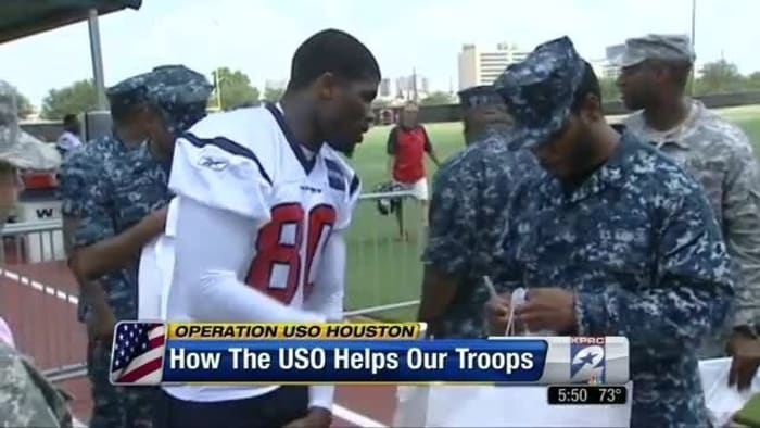 How the USO helps Houston's troops