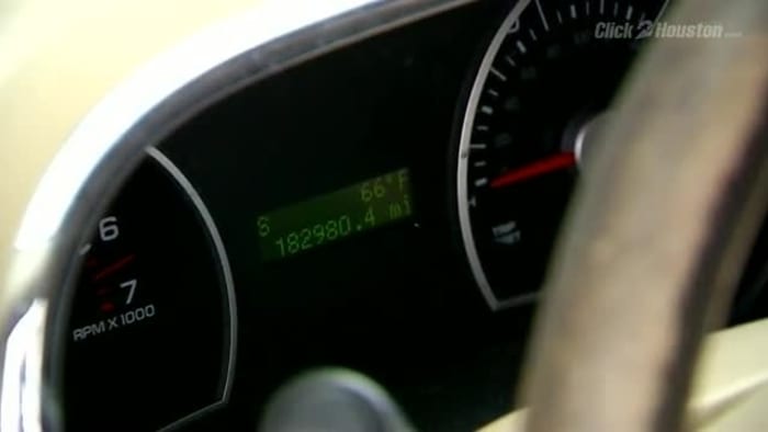 Odometer checks important when buying cars