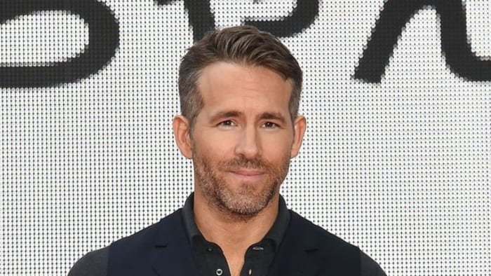 'Permanent cameo in heaven': Stan Lee remembered on social media by ...