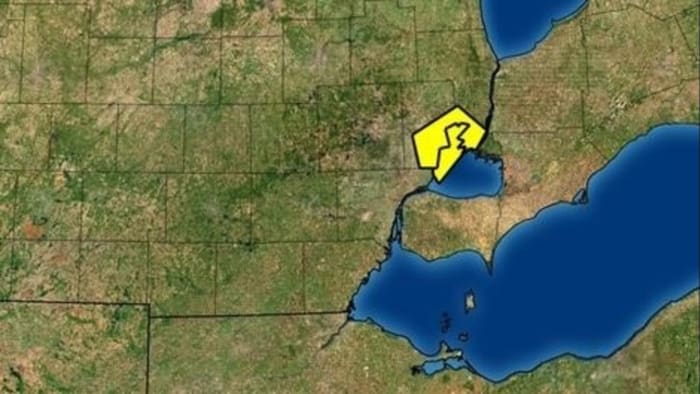Severe thunderstorm warnings issued for Macomb, St. Clair counties