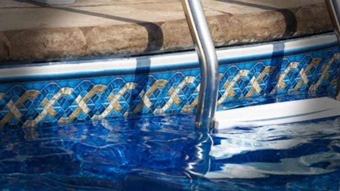 CDC warns of swimming pool parasite