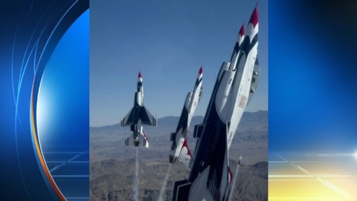 Melbourne air show includes Thunderbirds, jump team
