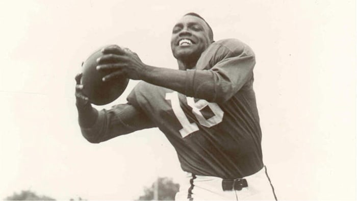 Lions legend Wally Triplett, first African-American player to be ...