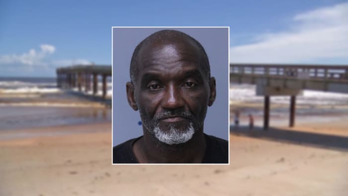 Police: Boxer-clad man exposes himself at St. Augustine Beach