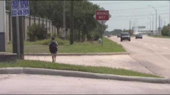 Humble ISD refuses to bus kids nearly two miles from elementary school