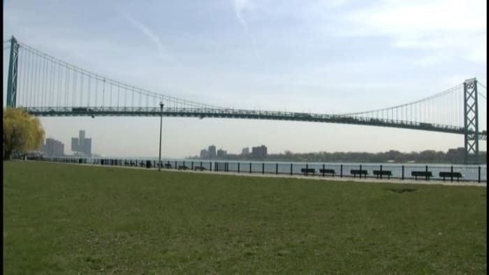 Coast Guard approves Matty Moroun's plan to twin Ambassador Bridge