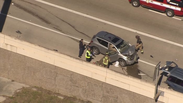 1 killed in crash on 610 South Loop at Stella Link