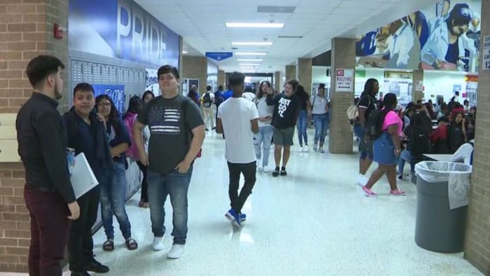 Willowridge High School celebrates milestone on exciting first day of ...