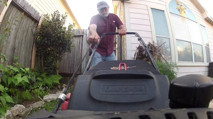 Lawn Guru rolls out app that is like Uber for your lawn