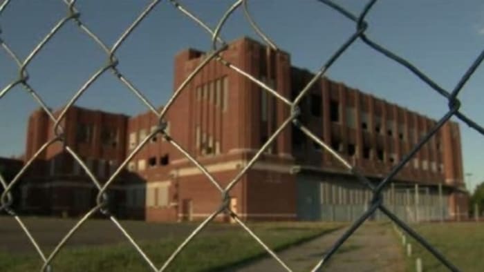 Former students, faculty remember old Detroit Redford High School