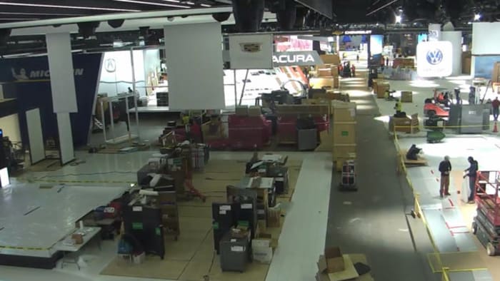 LIVE CAM: Inside Cobo Center for the 2019 Detroit auto show