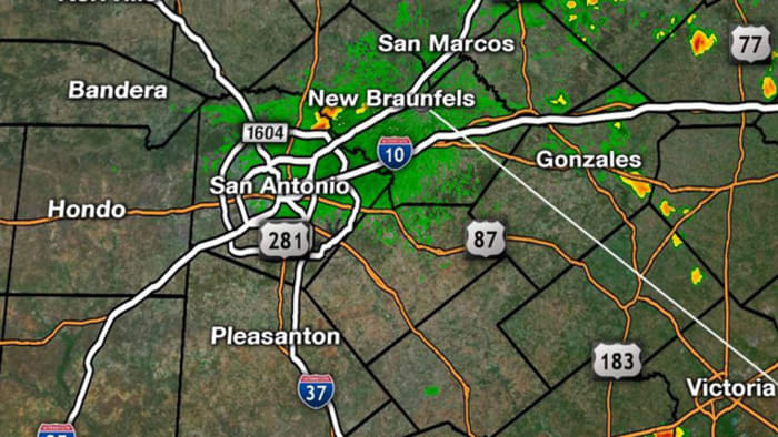 KSAT Weather: Rain chances will continue Friday, through the weekend