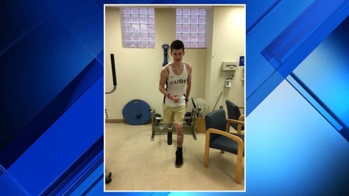Sean English runs with new blade after losing leg helping crash victims ...