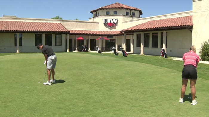 Students take swing at UIW's Professional Golf Management Program
