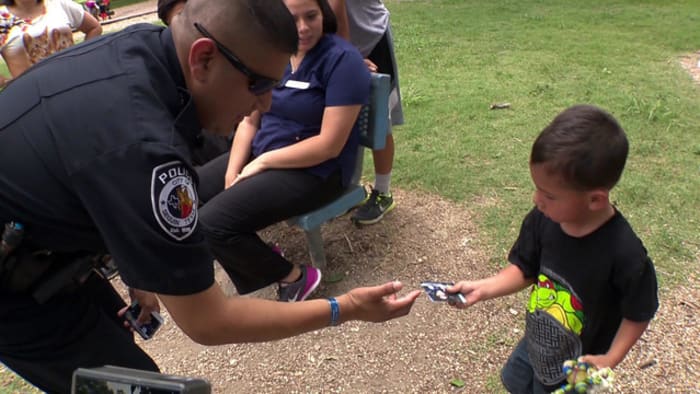 Seguin Police Department engages with children in community by using ...