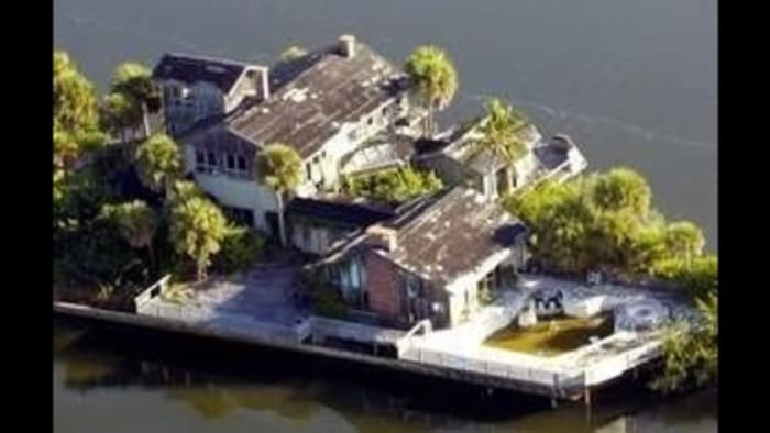 Merritt Island Dragon Point mansion to be torn down