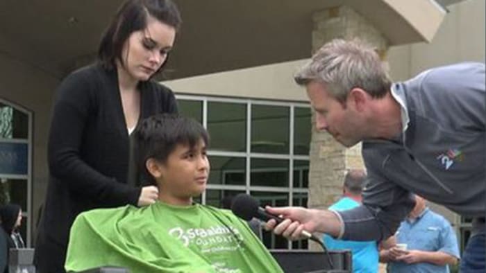 KPRC2 meteorologist Justin Stapleton hosts "Brave the Shave for Kids ...