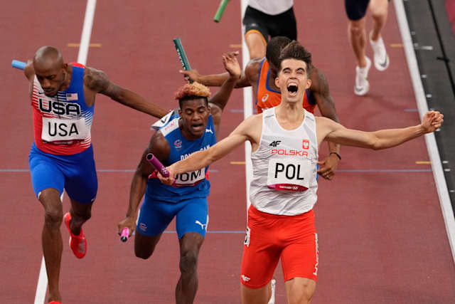 relay race compilation