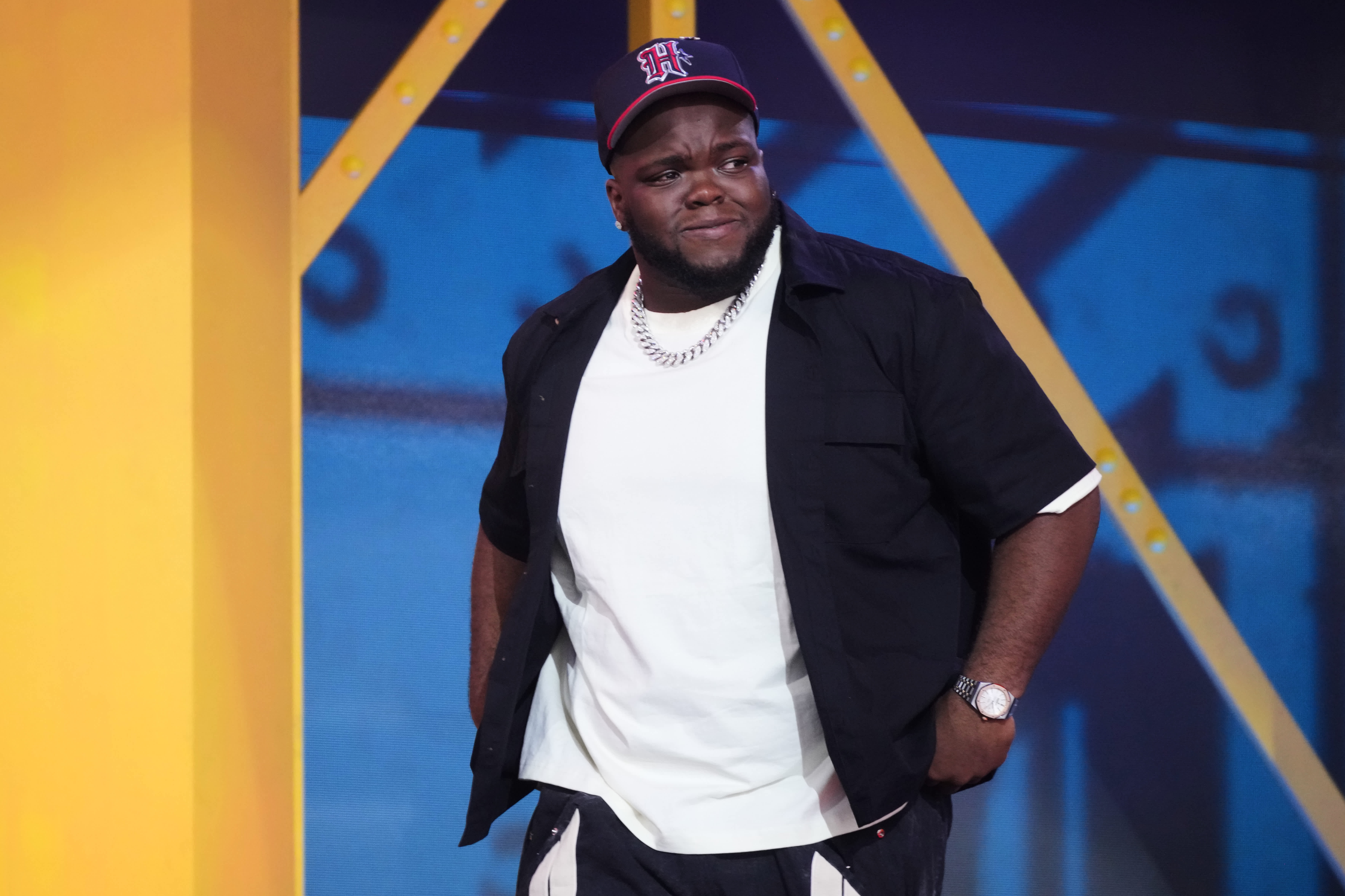 Kayden Mcdonalds Long Wait In The Nfl Draft Green Room Ends With Tears